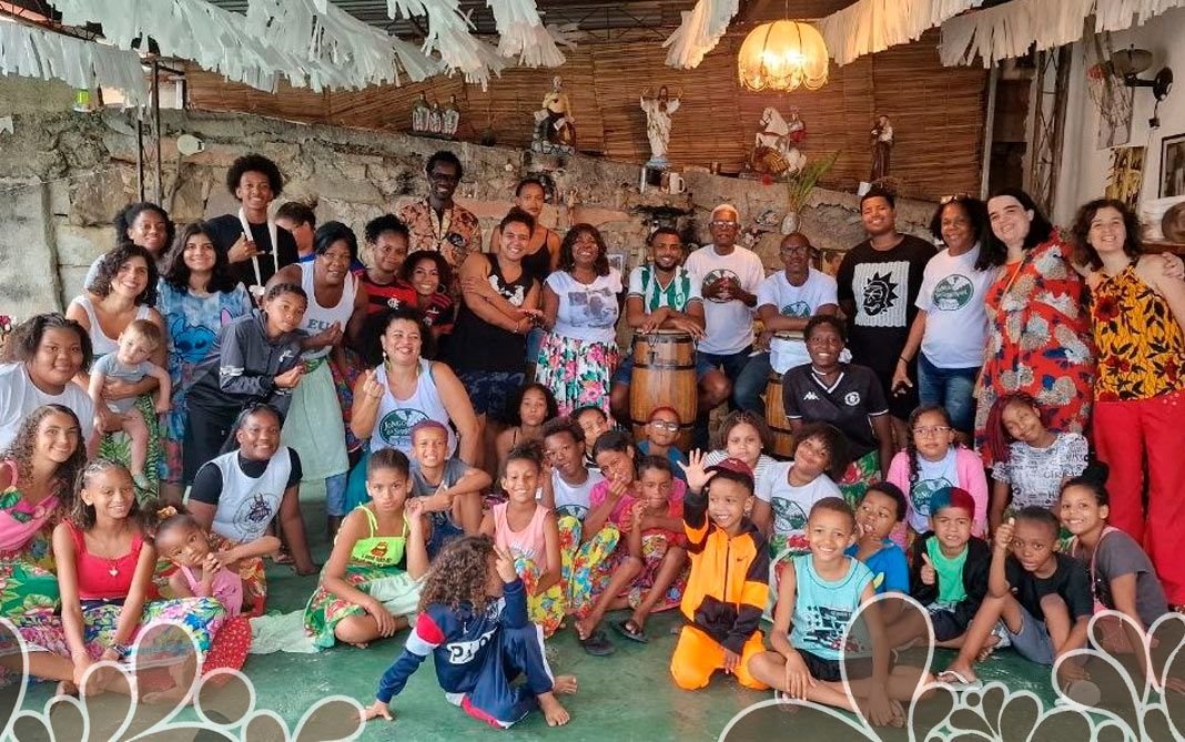 Projeto Jongo Magia é lançado na comunidade da Serrinha | Sambando.com