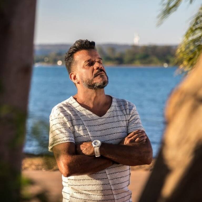 Marcelo Sena, um dos mais conhecidos nomes do samba de Brasília, morre aos 58 anos | Sambando.com